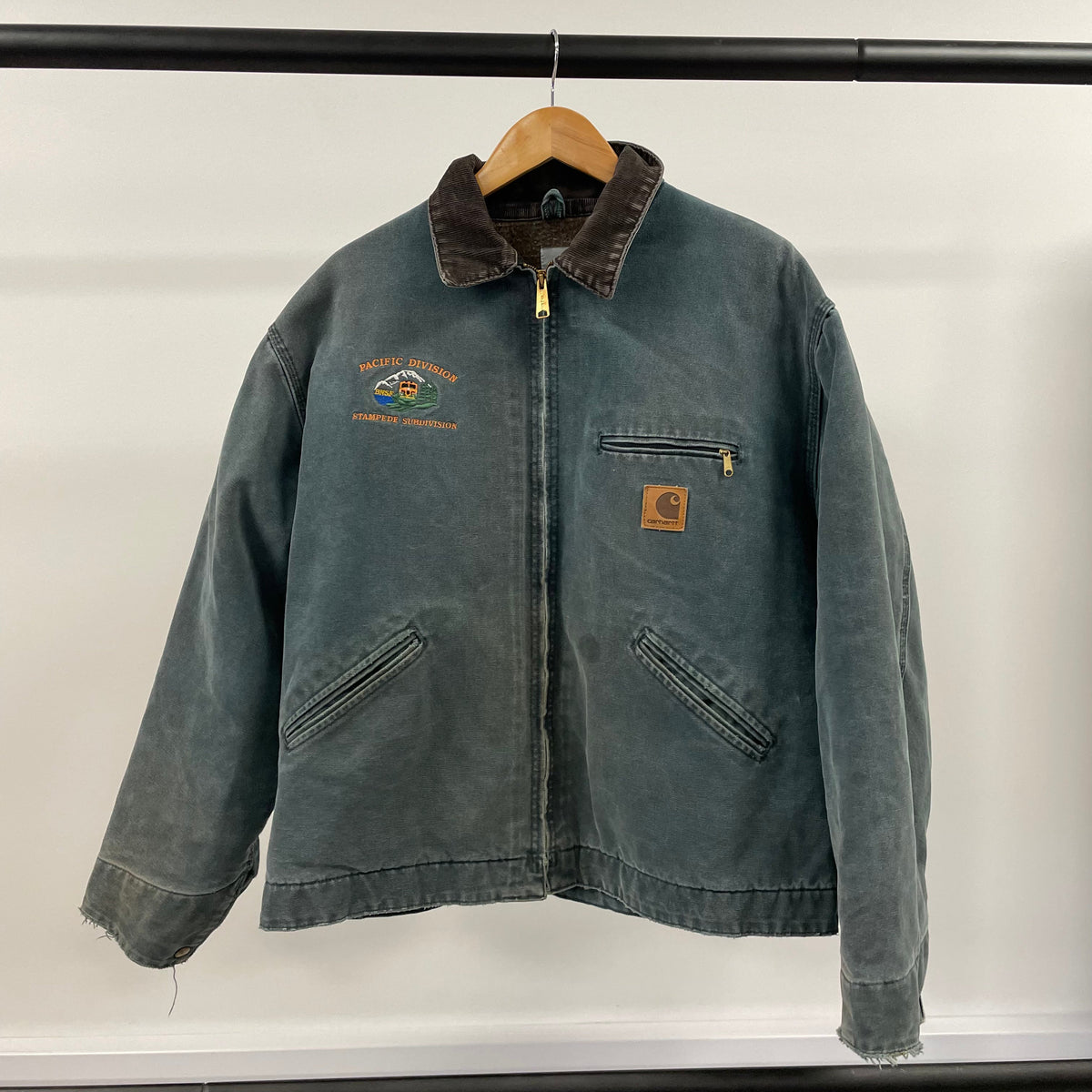 Vintage Carhartt Faded Green Detroit Chore Jacket | We Vintage