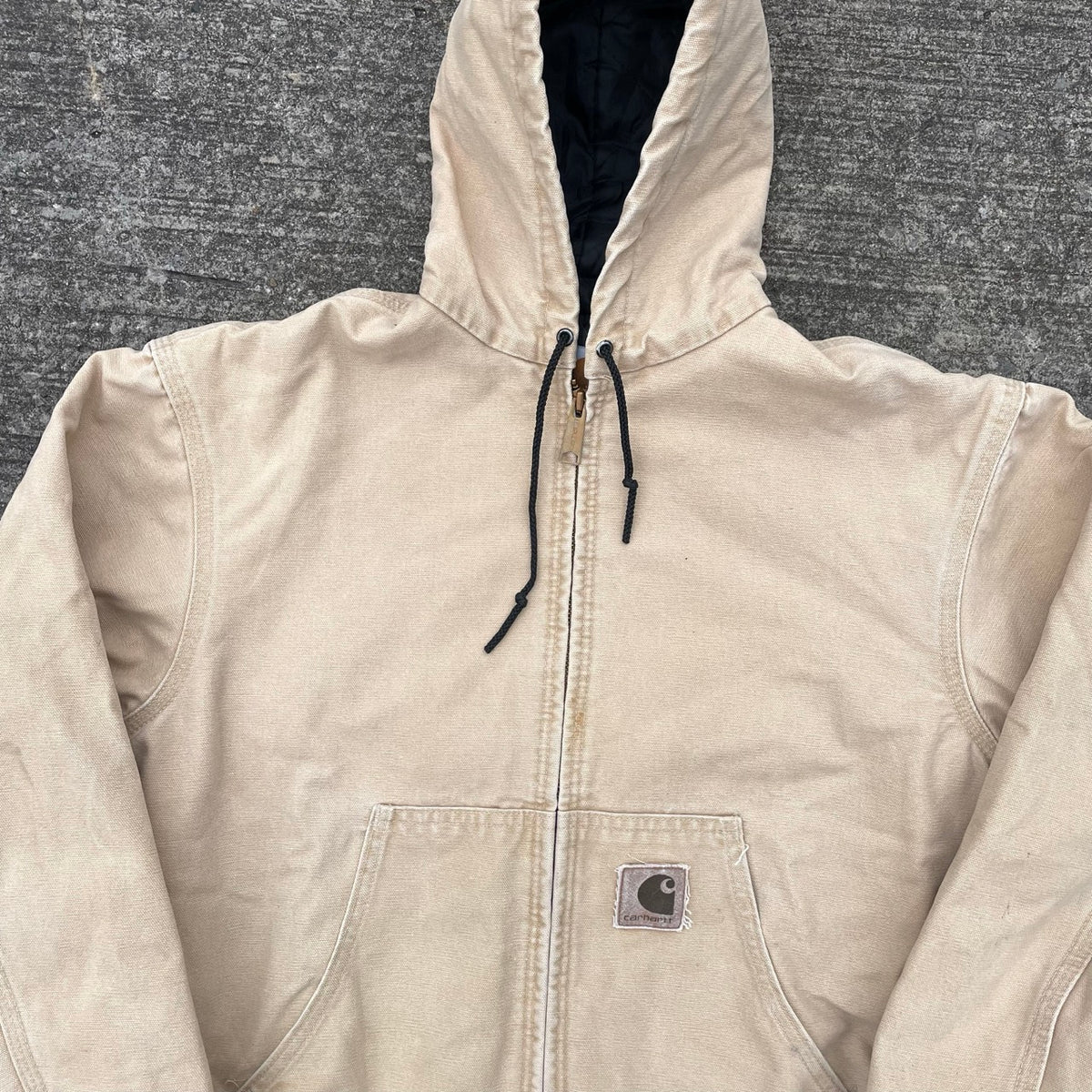 Vintage Carhartt Cream Hooded Jacket | We Vintage